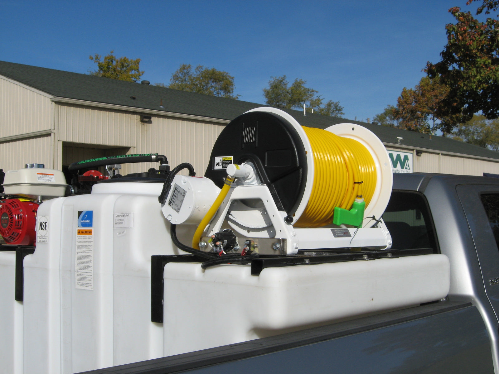 300 Gallon Space Saver Sprayer · Westheffer