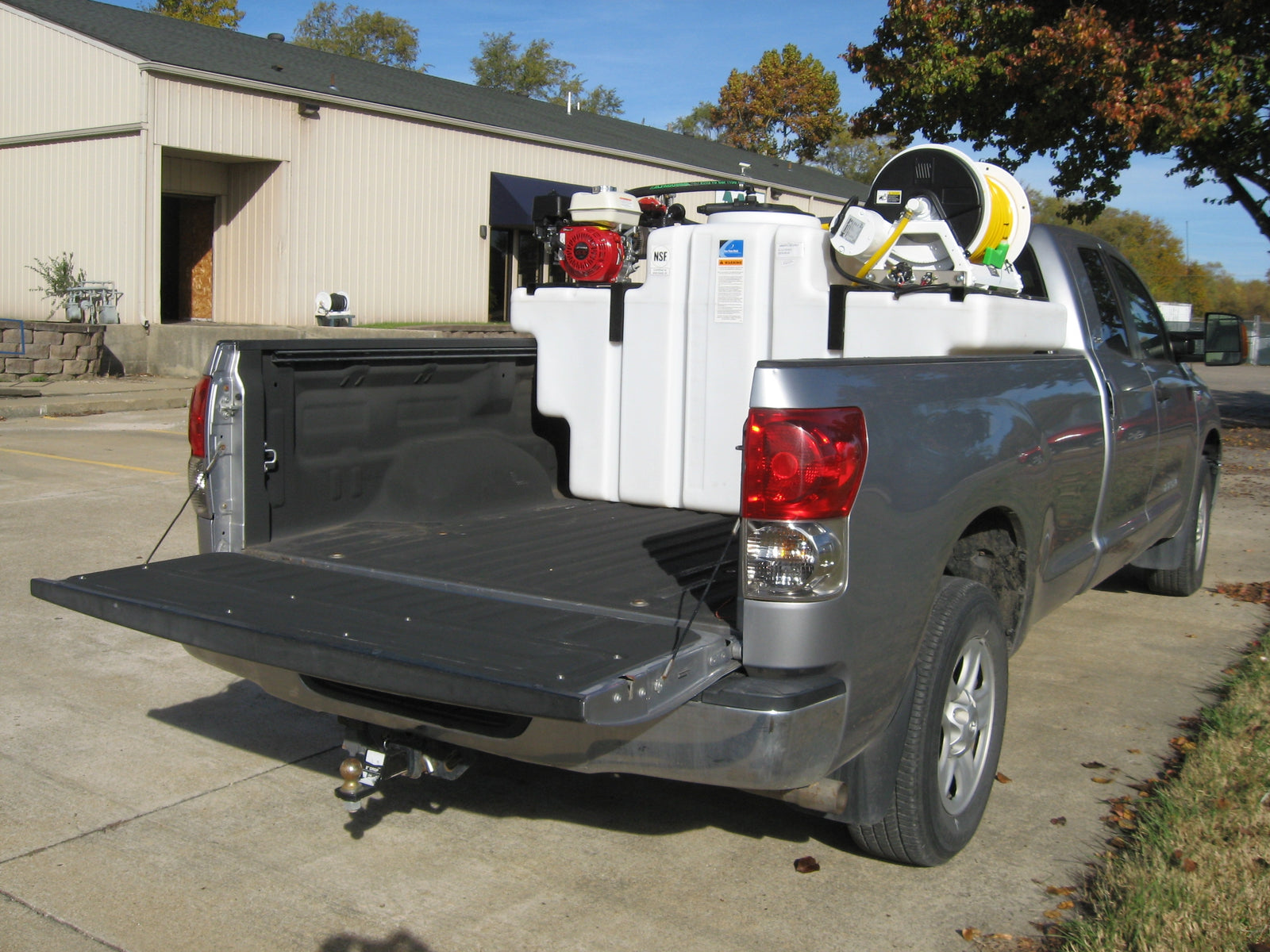 300 Gallon Space Saver Sprayer · Westheffer